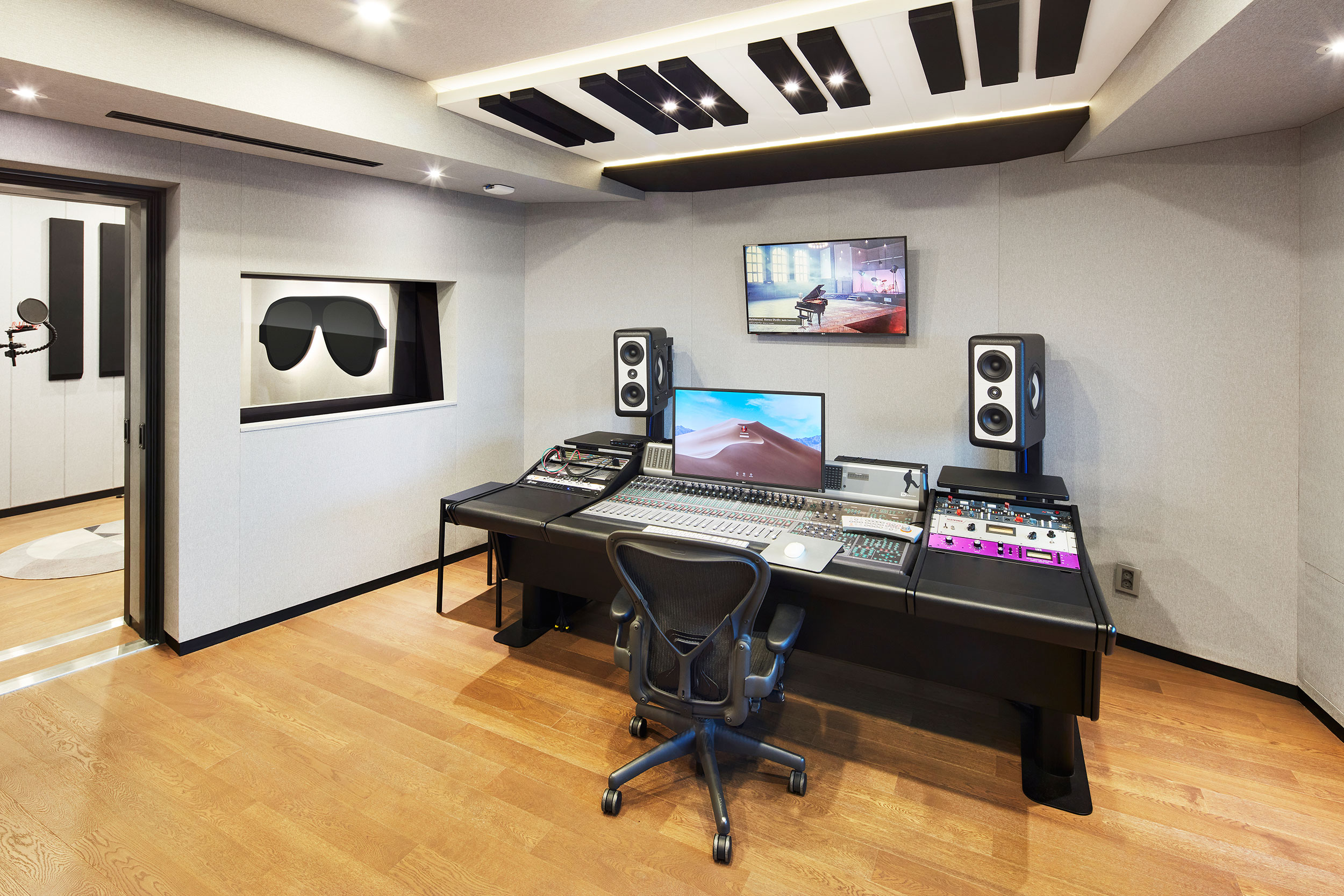 JYP 엔터테인먼트 - Gearlounge