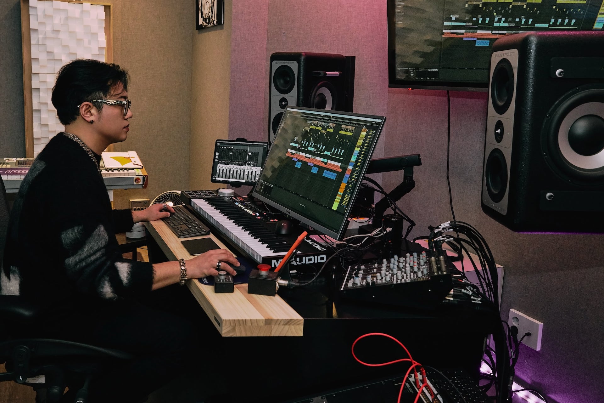 [GL Interview] 프로듀싱 팀 Yummy Tone의 리더, 빅싼초를 만나다 - GEARLOUNGE