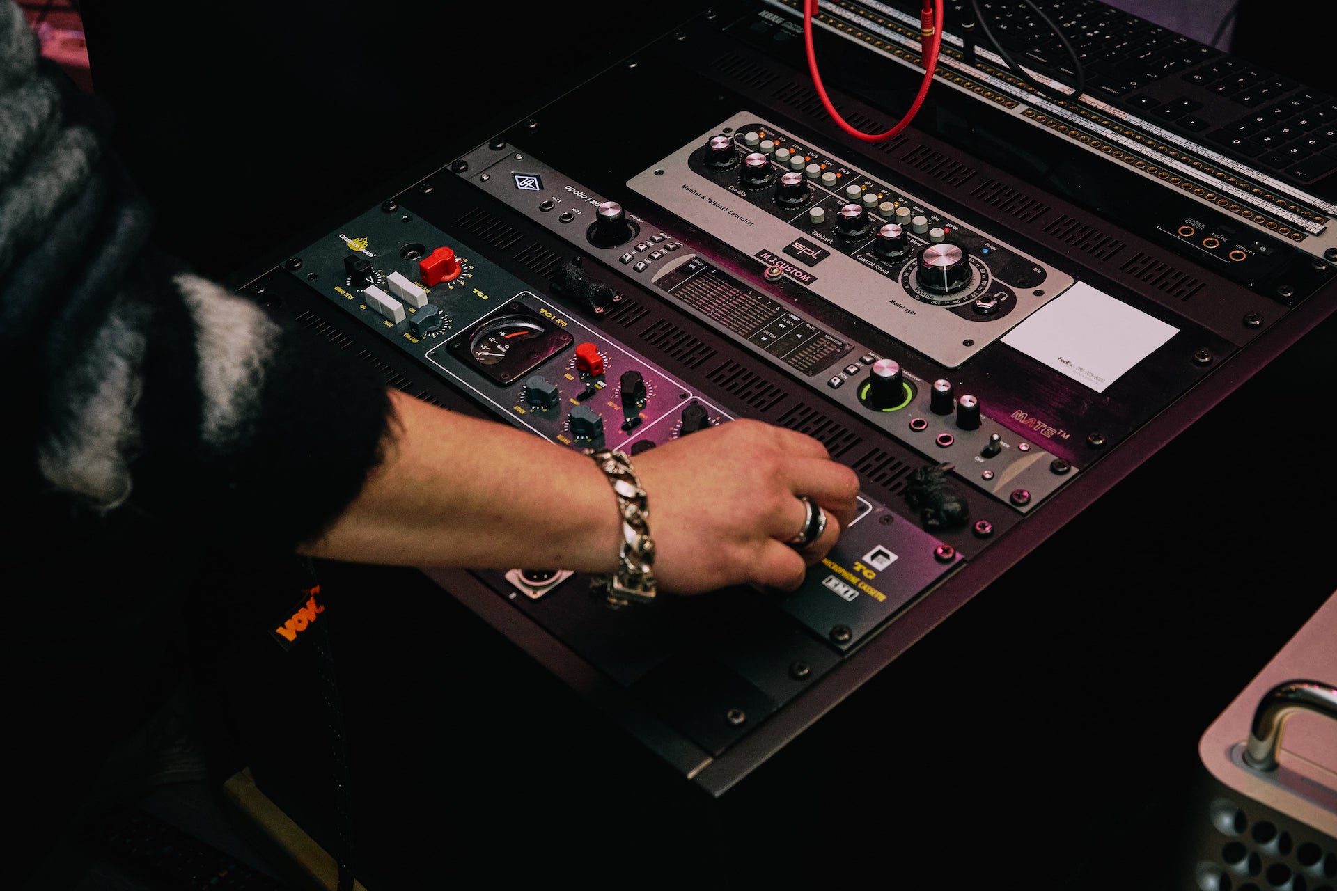 [GL Interview] 프로듀싱 팀 Yummy Tone의 리더, 빅싼초를 만나다 - GEARLOUNGE