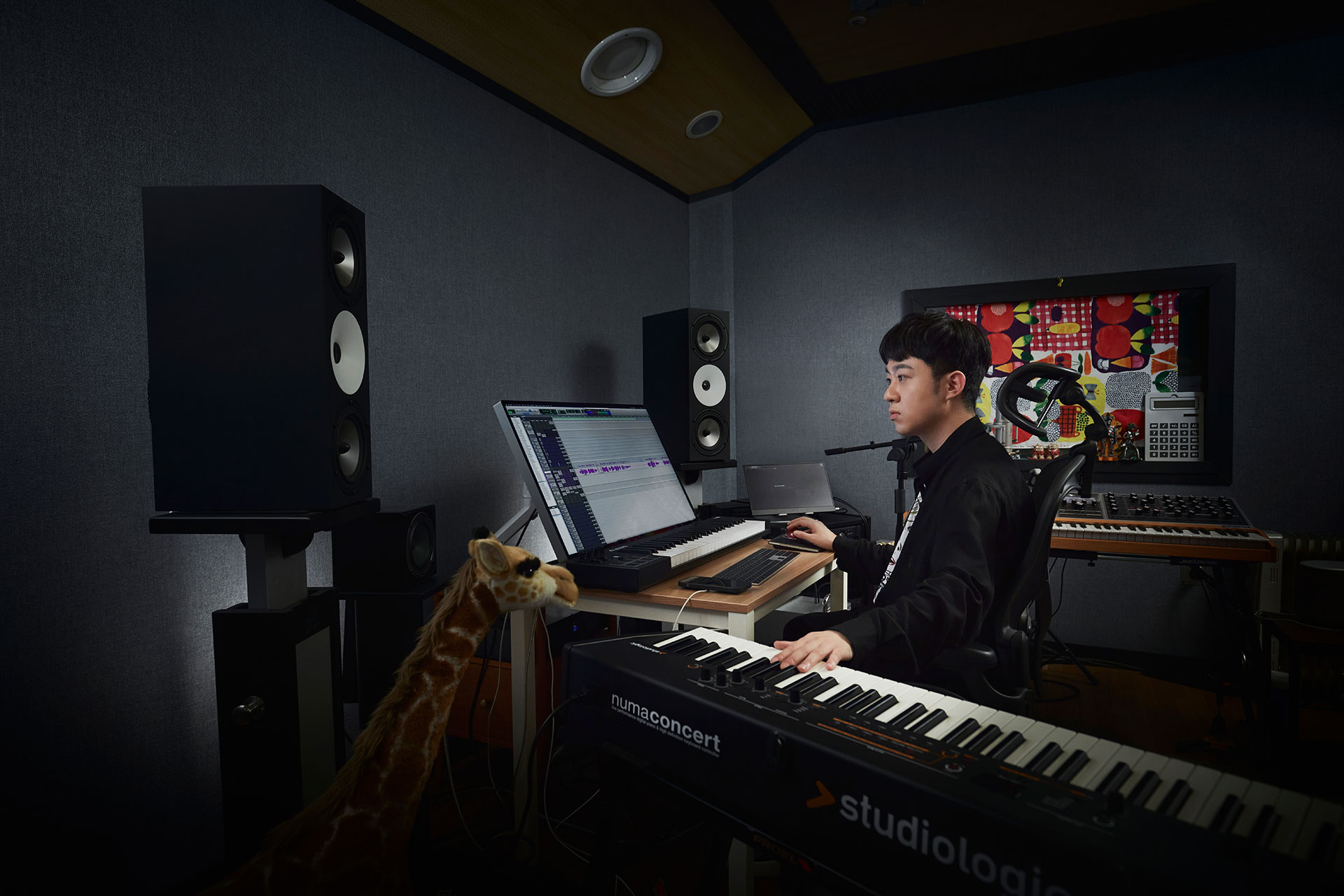 [GL Interview] K-Pop 프로듀싱 & 퍼블리싱 컴퍼니 모노트리의 대표, 황 현 - Gearlounge