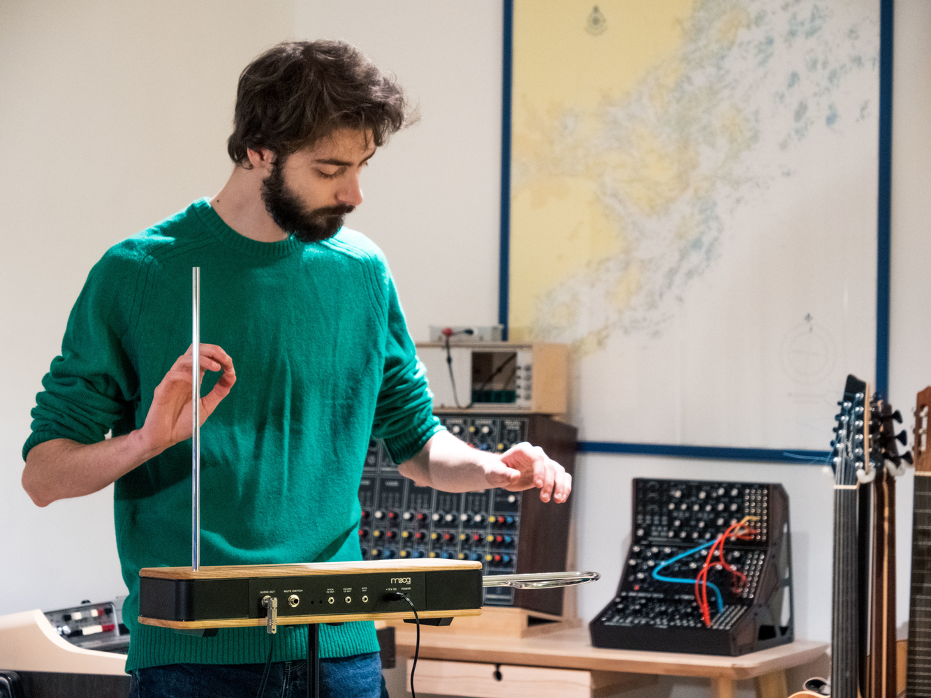 Moog Music Etherwave Theremin - GEARLOUNGE