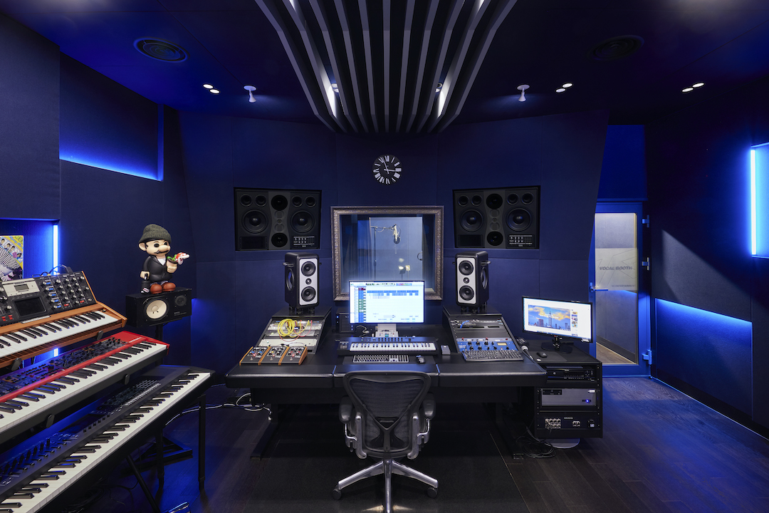 YG 엔터테인먼트 - Gearlounge