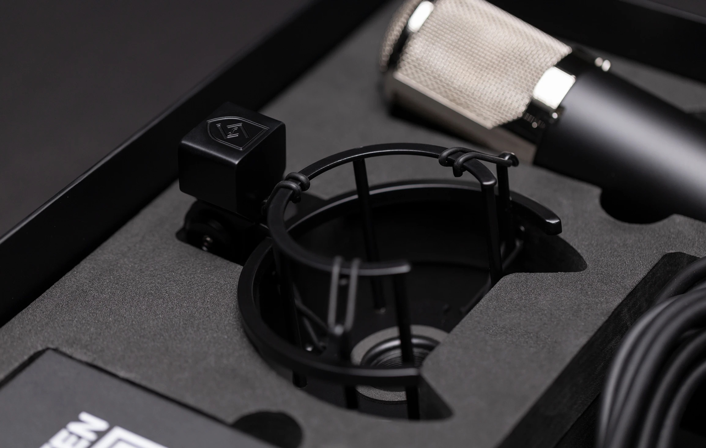 Lauten Audio LA-320 V2 - GEARLOUNGE