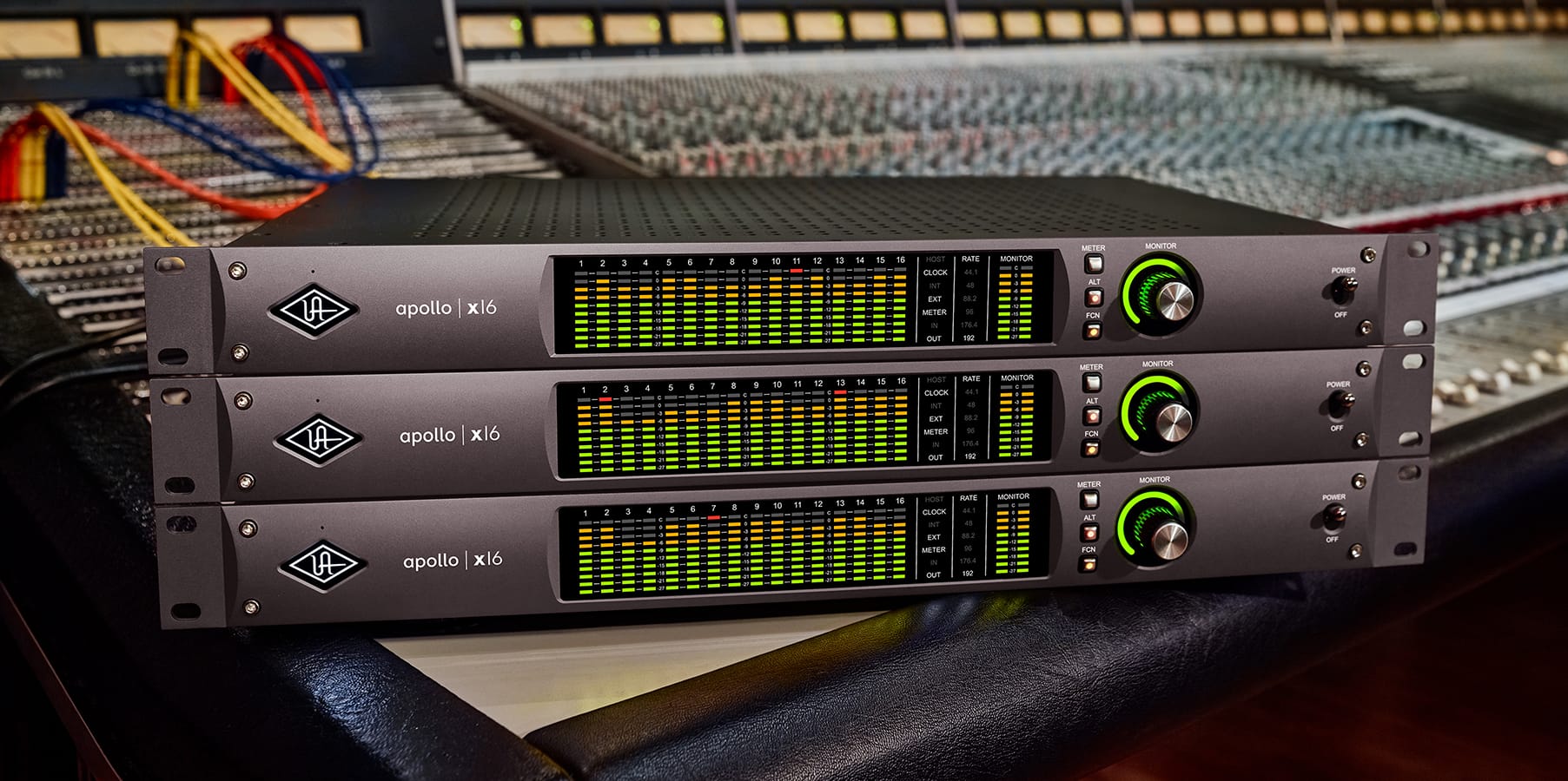 Universal Audio Apollo x16 Heritage Edition - GEARLOUNGE