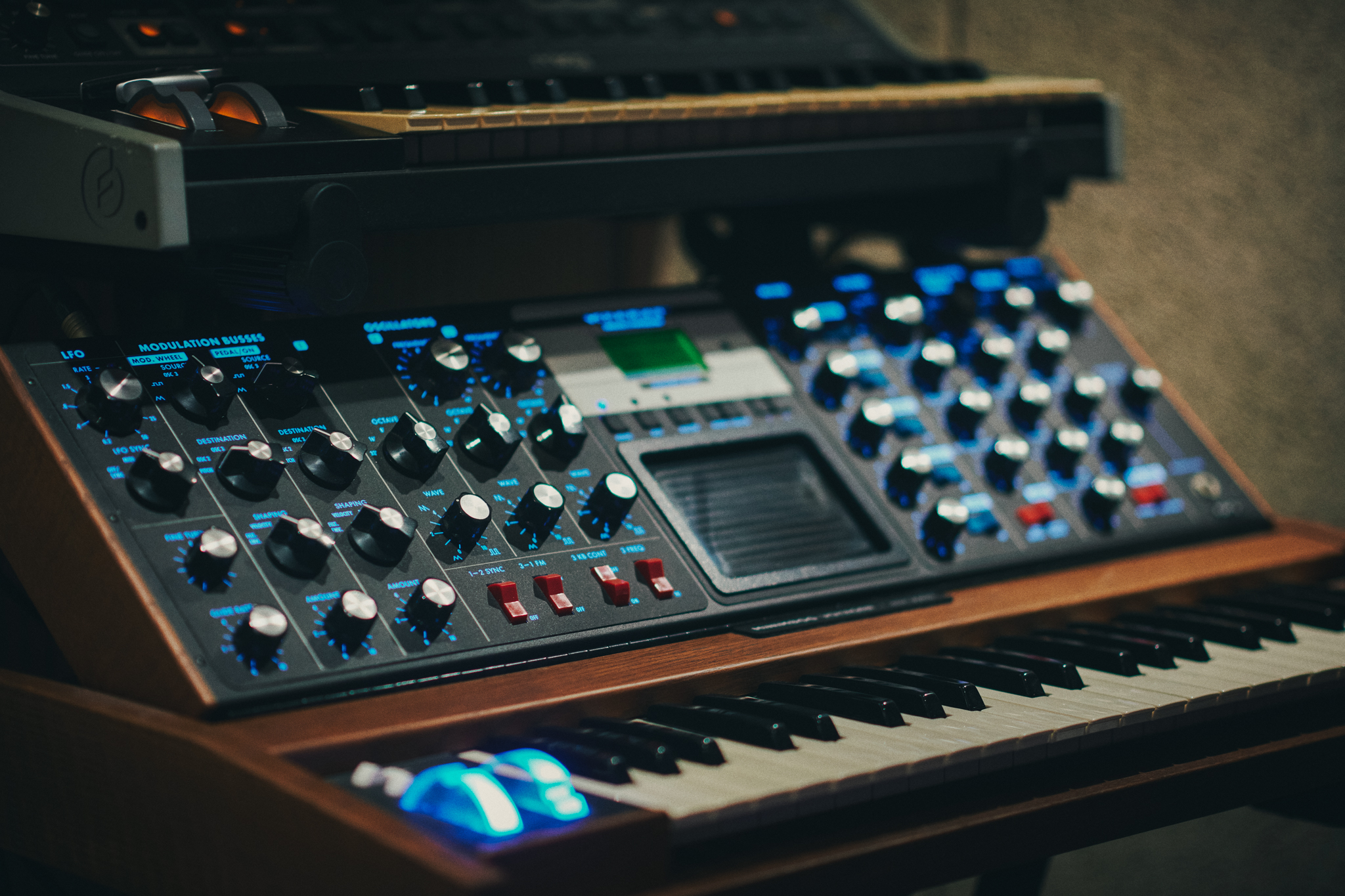 [GL Interview] 사운드를 디자인하는 장인 윤상과 이준오의 실험적인 도전, Nohys - GEARLOUNGE