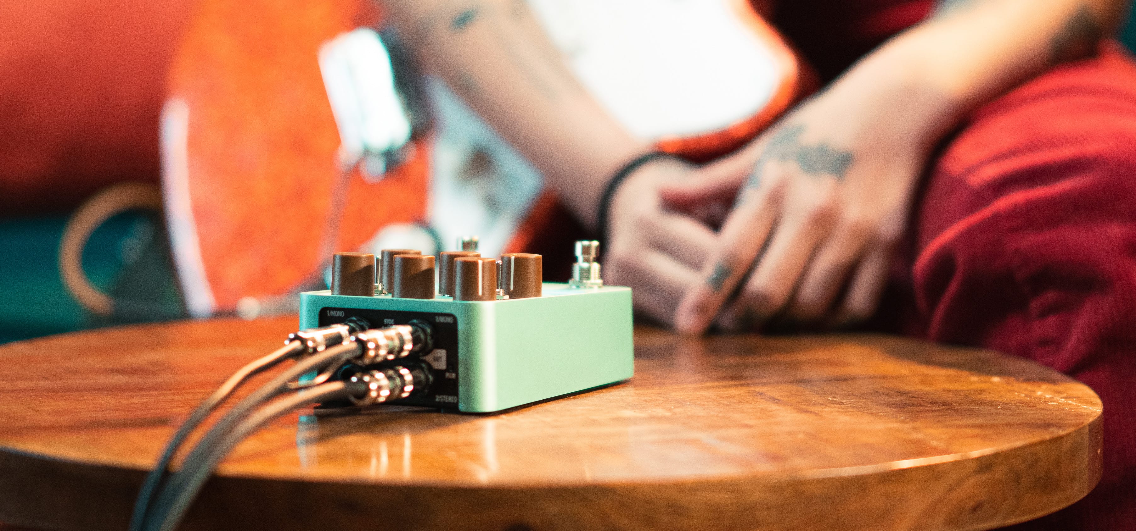 Universal Audio UAFX Del-Verb Ambience Companion - Gearlounge
