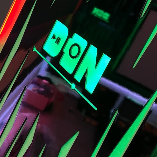 Artnovion Vector XL Custom Logo - Bass Trap Wall - Gearlounge