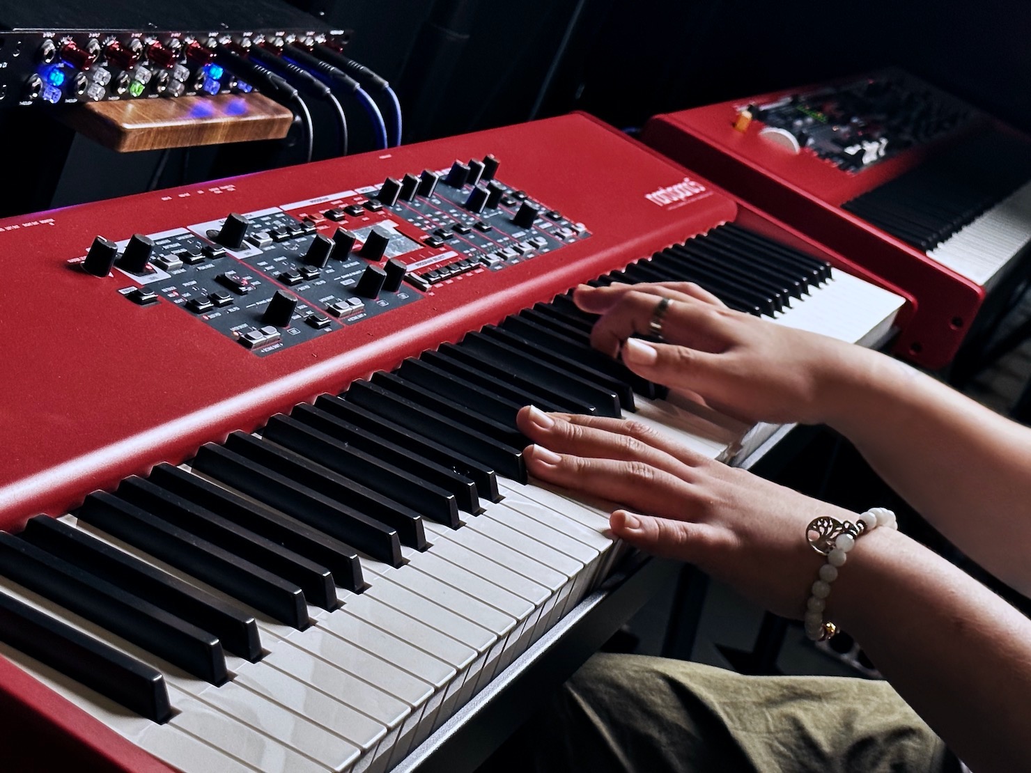 [Nord Keyboards] 다양한 Nord Keyboards 제품을 기어라운지 플래그십 스토어에서 직접 체험하고 구입하세요 ...