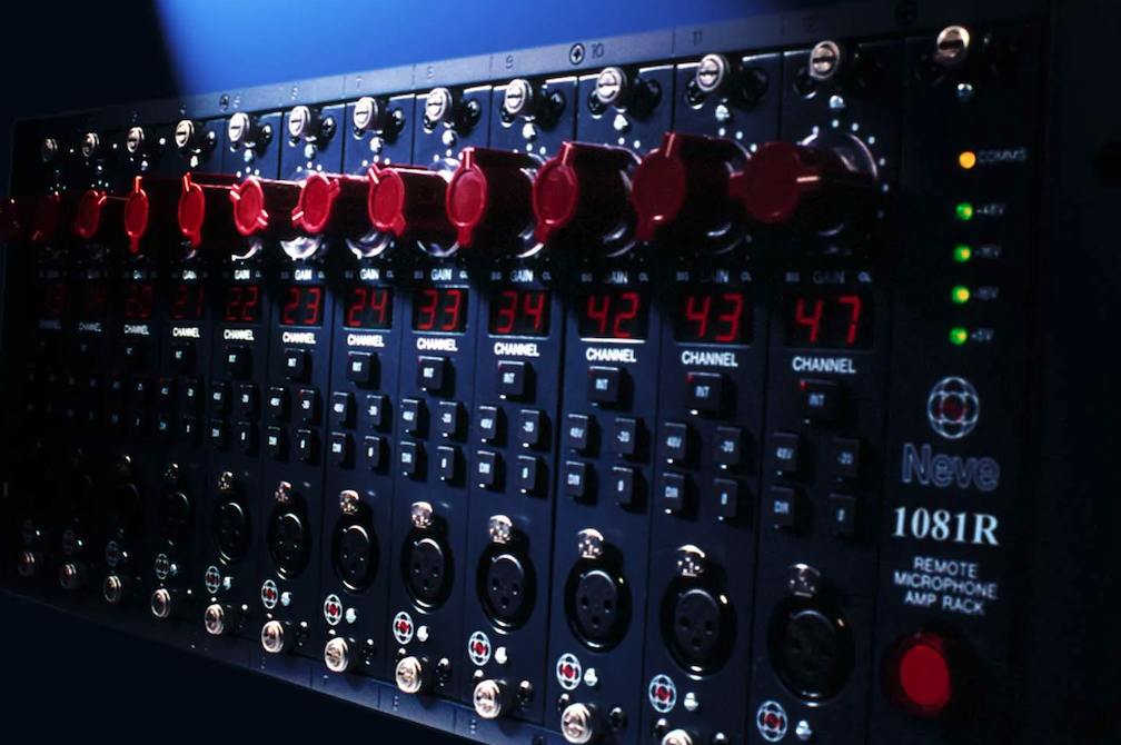 Neve 1081R rack - GEARLOUNGE