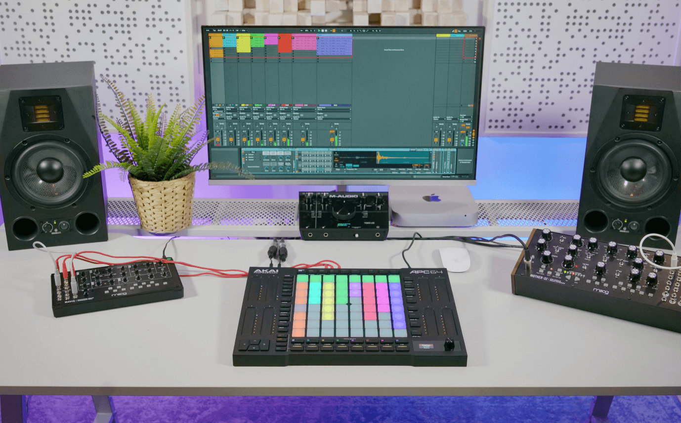 Akai Professional APC64 - GEARLOUNGE