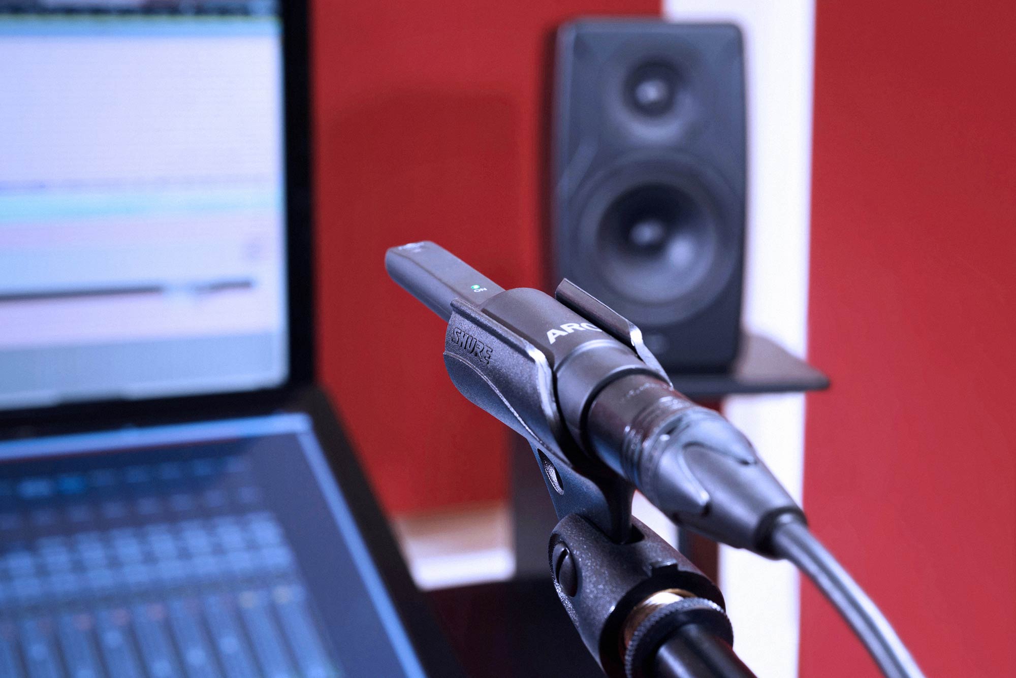 IK Multimedia iLoud Precision MTM Black (Single) - Gearlounge