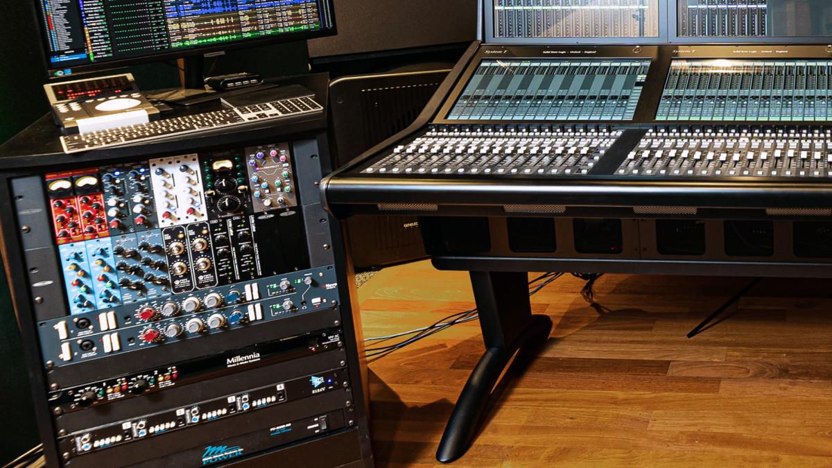 Solid State Logic System T - Gearlounge