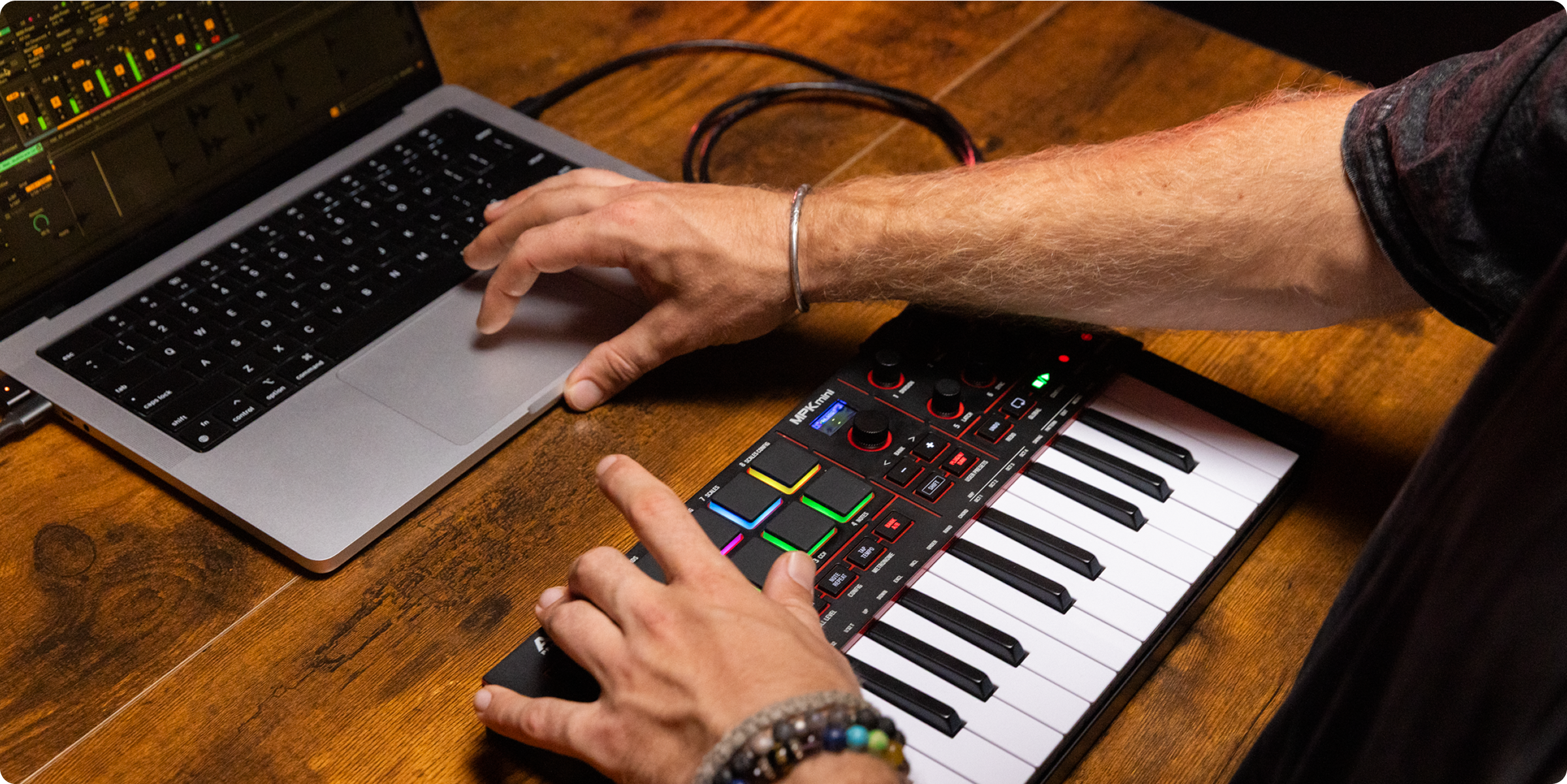 Akai Professional MPK Mini IV Gray - GEARLOUNGE