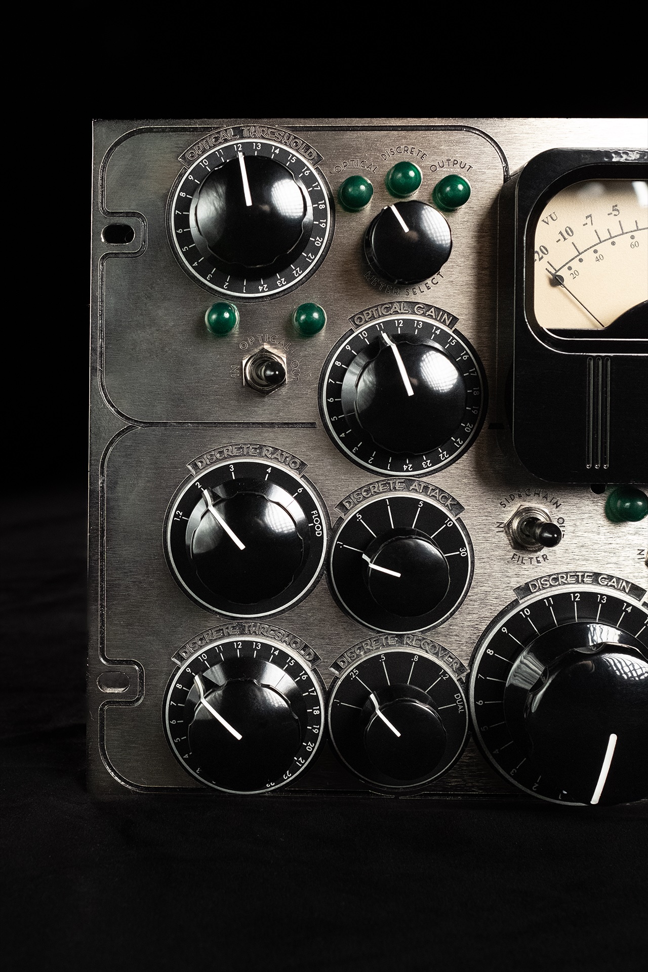 Shadow Hills Mastering Compressor - GL 20th Anniversary Tribute Edit ...