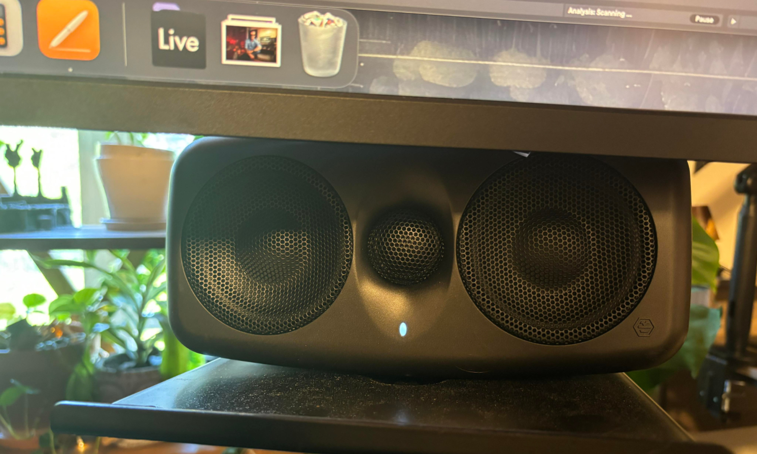 [IK Multimedia] iLoud MTM MKII 리뷰 (by MusicRadar & Magnetic Magazine ...